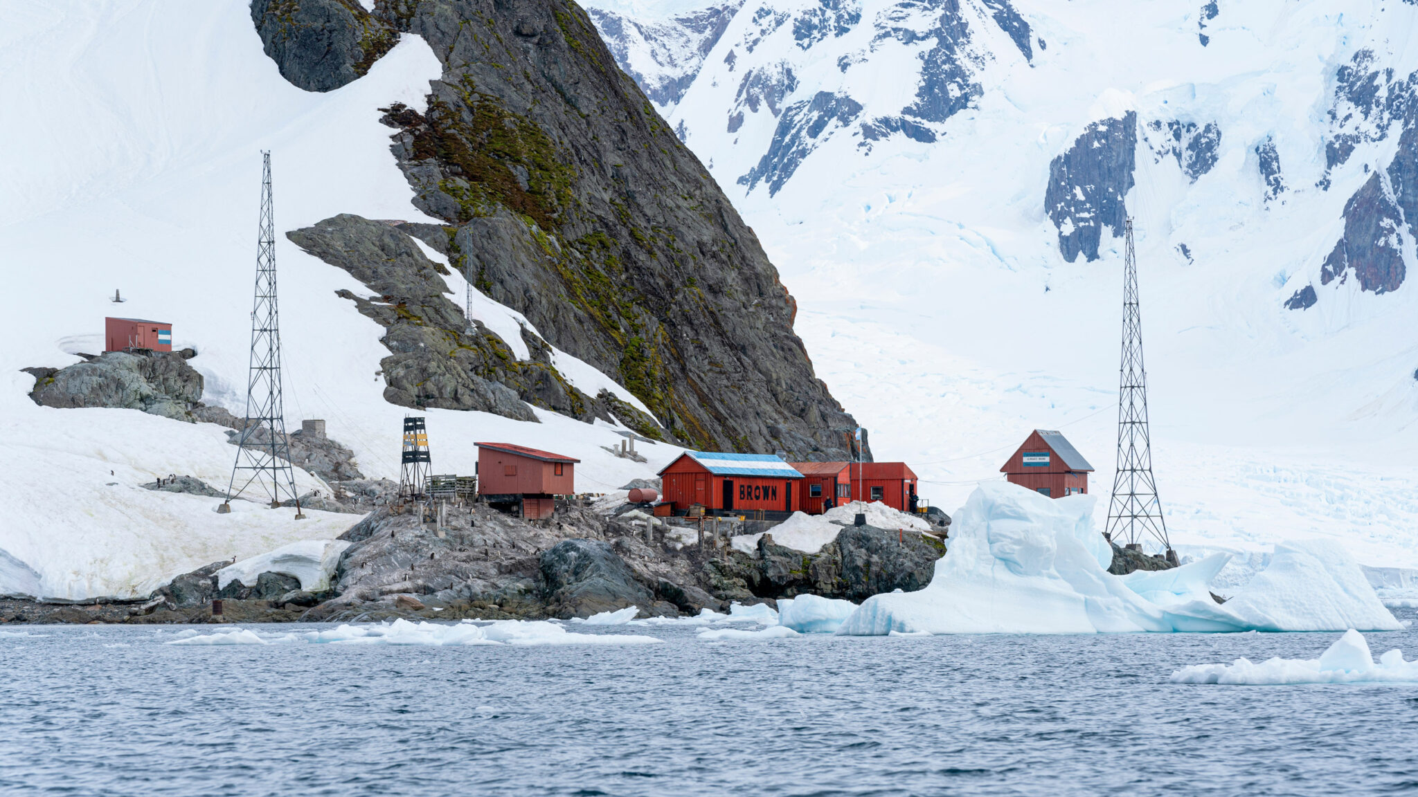 Do People Live in Antarctica? Life on the Frozen Continent