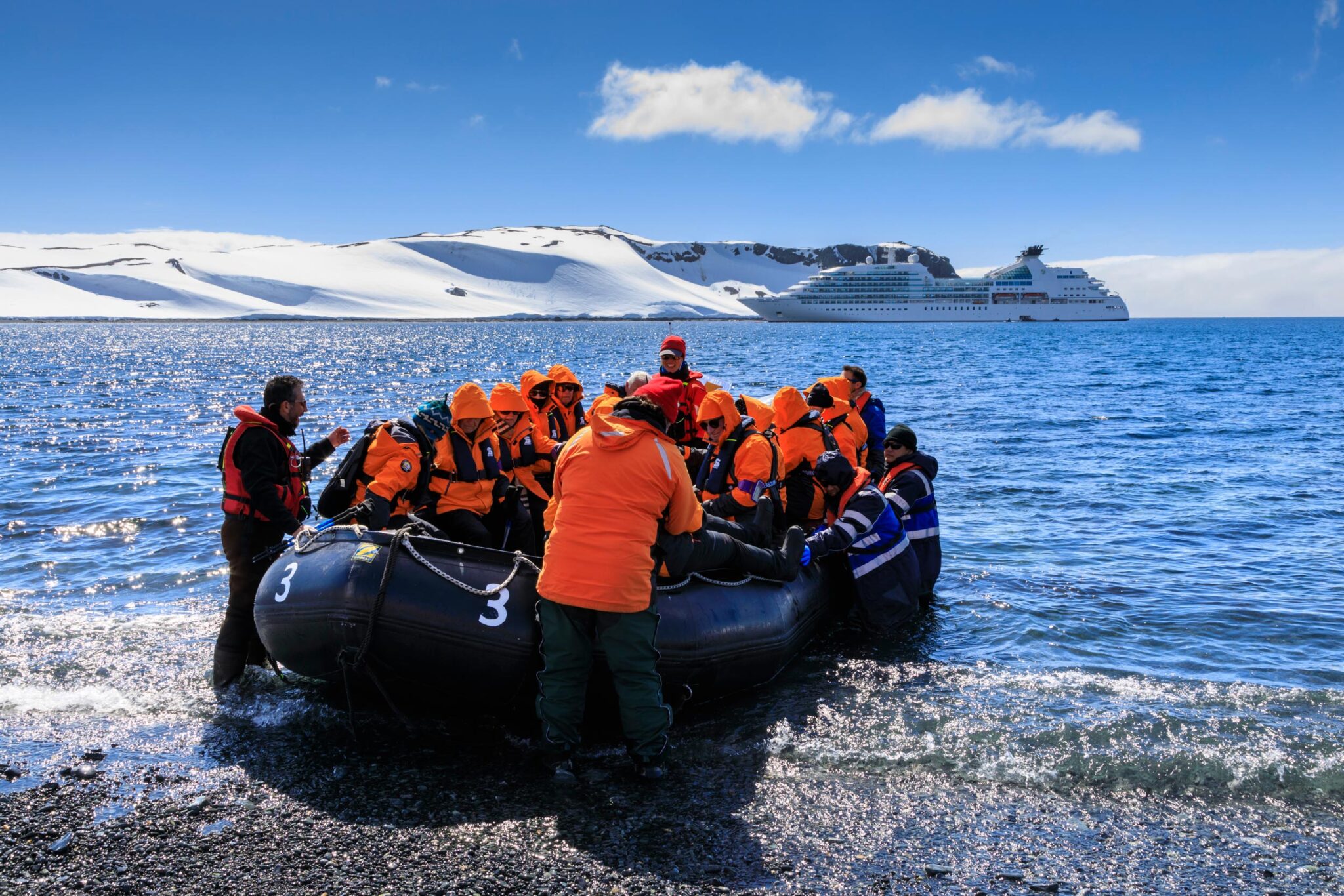 Zodiac Cruises | A Detailed Guide for Travellers